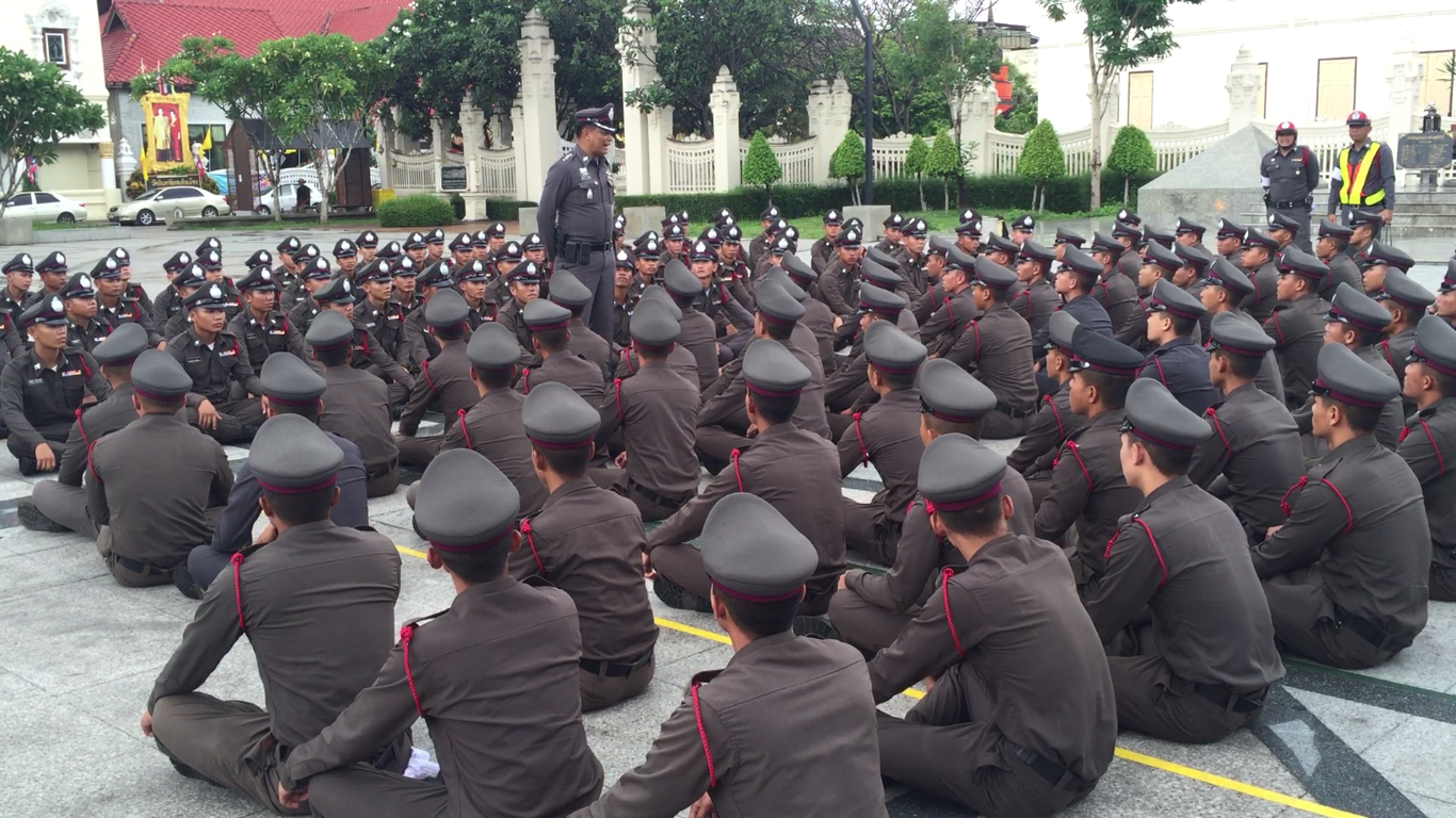 Traffic Police Students Train at Three Kings Monument - Chiang Mai ...