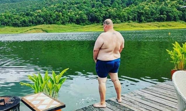 Infamous YouTuber shocks with pic of him urinating in dam - Chiang Mai ...