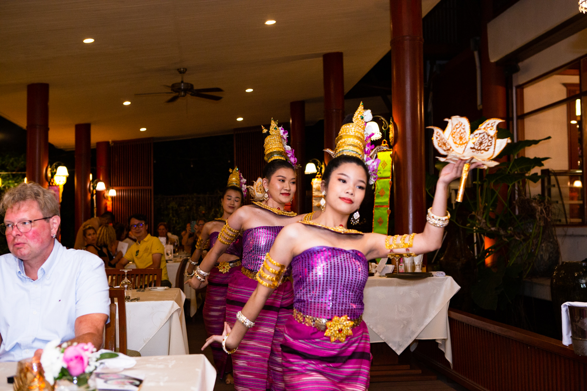 Loy Krathong Dinner at Le Crystal Restaurant - Chiang Mai Citylife CityNow